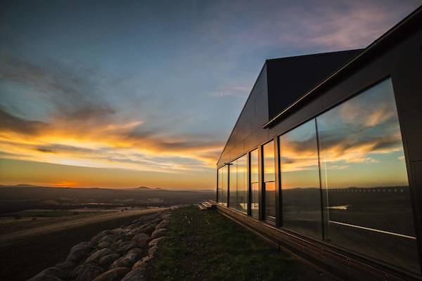 Sky High House, Australia